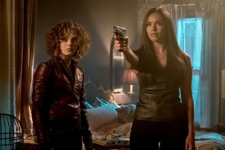 Cheryl and Toni vs Barbara vs Tabitha | Death Battle Fanon Wiki | Fandom