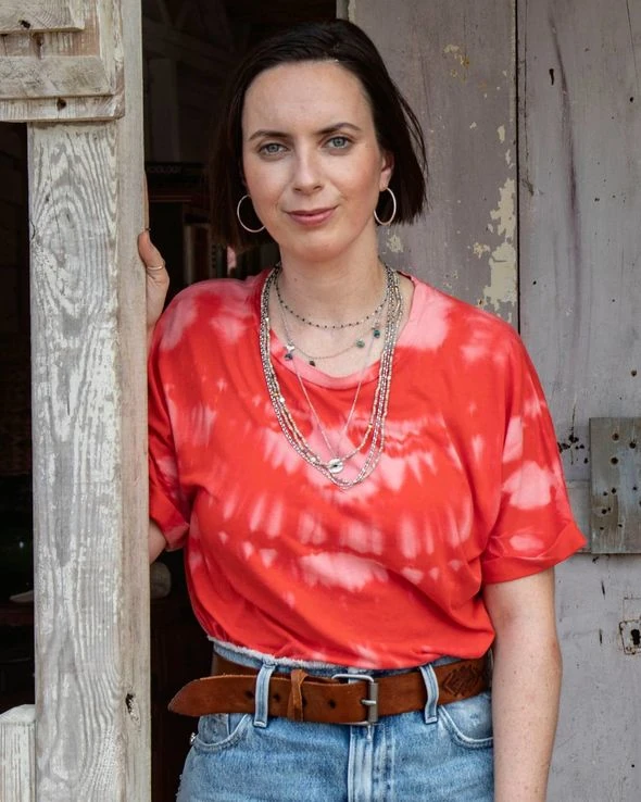 Izzy Parker | Death in Paradise Wiki | Fandom