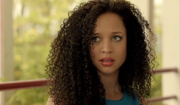 Lucy Thomson | Death in Paradise Wiki | Fandom