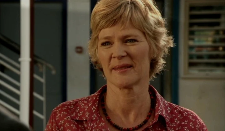 Molly Kerr | Death in Paradise Wiki | Fandom