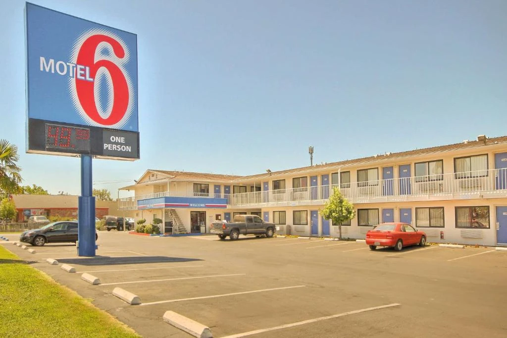 Motel 6 | Deemiki Wiki | Fandom