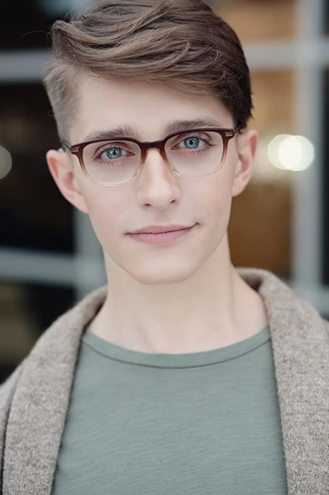 Dino Petrera | Never Have I Ever Wiki | Fandom