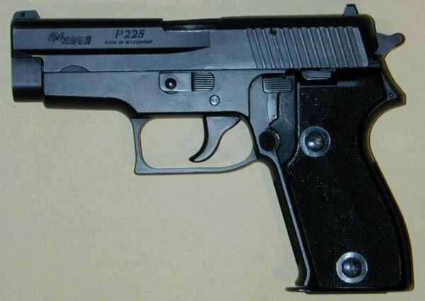 SIG-Sauer P225 pistol | Defensieweb wiki | Fandom