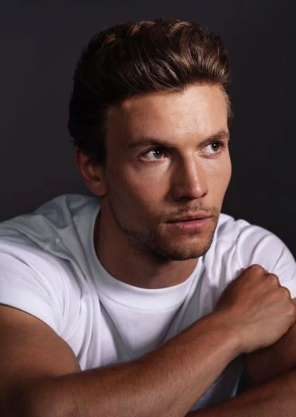 Daniel Matthew Knight | Defizid-musicaldarsteller Wiki | Fandom