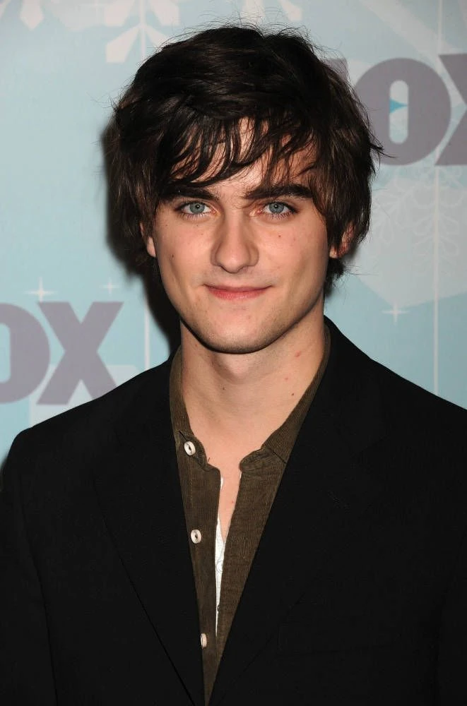 Declan Coyne | Degrassi Fanfic Blog Wiki | Fandom