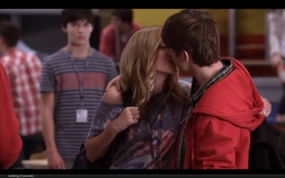 Degrassi Maya And Zig Kiss