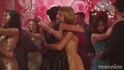 Degrassi Becky And Imogen Kiss
