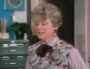 Mrs. Perry | Degrassipedia Wiki | Fandom