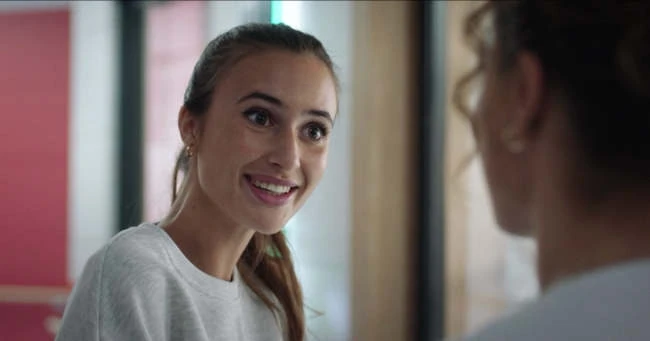 Luna Aznar | Wiki Demain nous appartient | Fandom