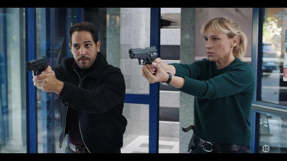 Prise d'otages au commissariat | Wiki Demain nous appartient | Fandom