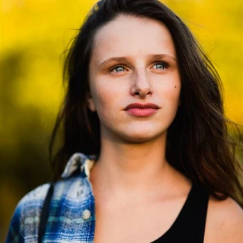 Luna Lou | Wiki Demain nous appartient | Fandom