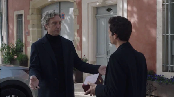 Épisode 44 (ITC) | Wiki Demain nous appartient | Fandom