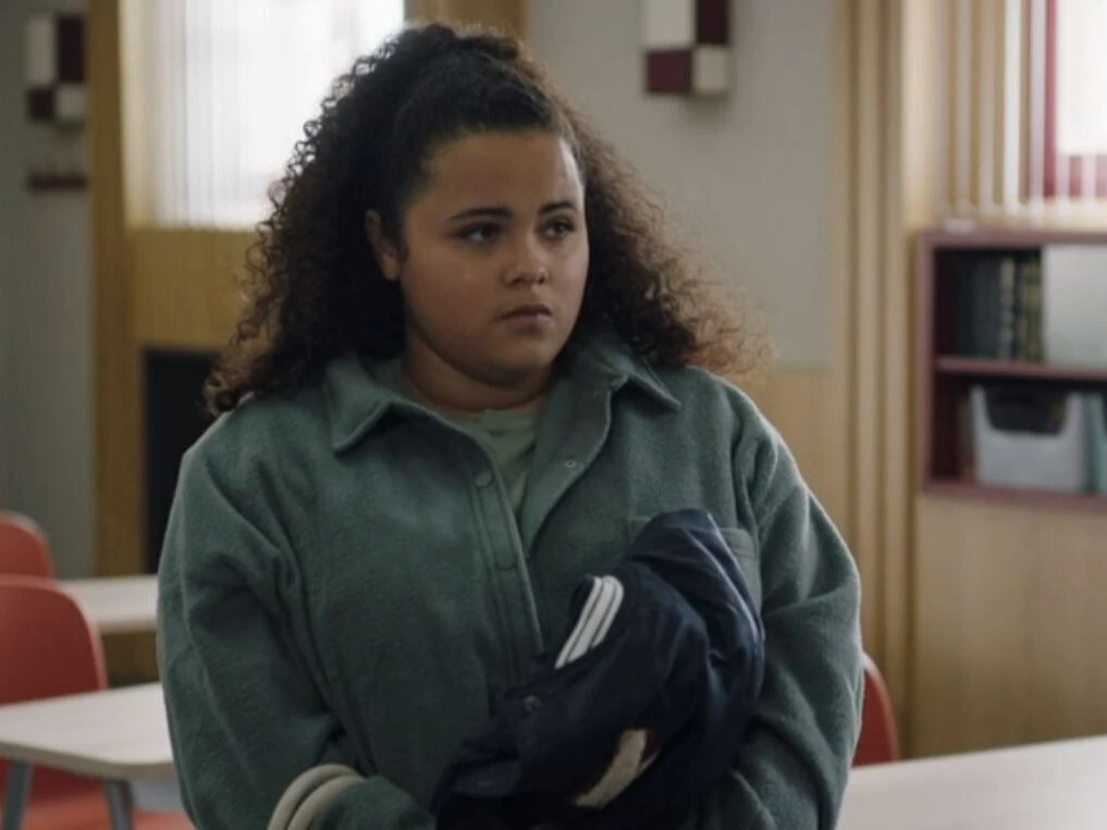 Lizzie Dumas Roussel | Wiki Demain nous appartient | Fandom