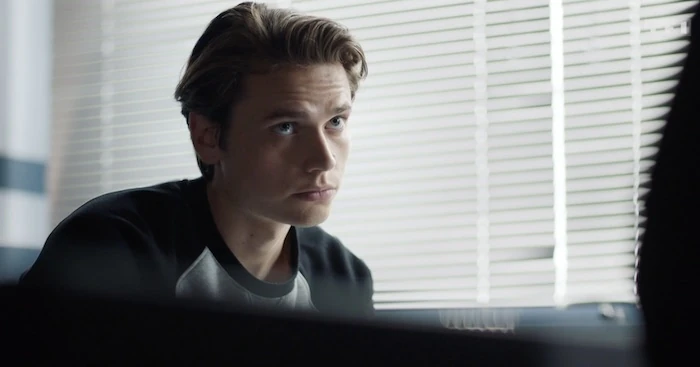 Adam Vernet | Wiki Demain nous appartient | Fandom