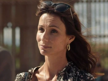 Raphaëlle Perraud | Wiki Demain nous appartient | Fandom