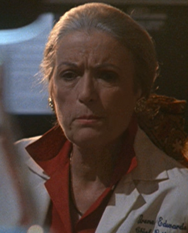 Irene Edwards | Wiki Depredador AVP | Fandom
