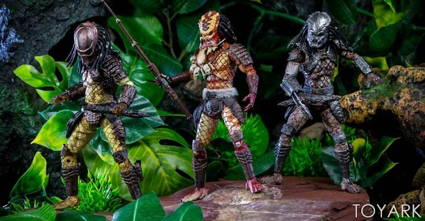 Hiya Toys | Wiki Depredador AVP | Fandom