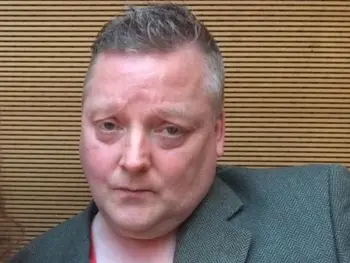 Gordon Rennie | Wiki Depredador AVP | Fandom