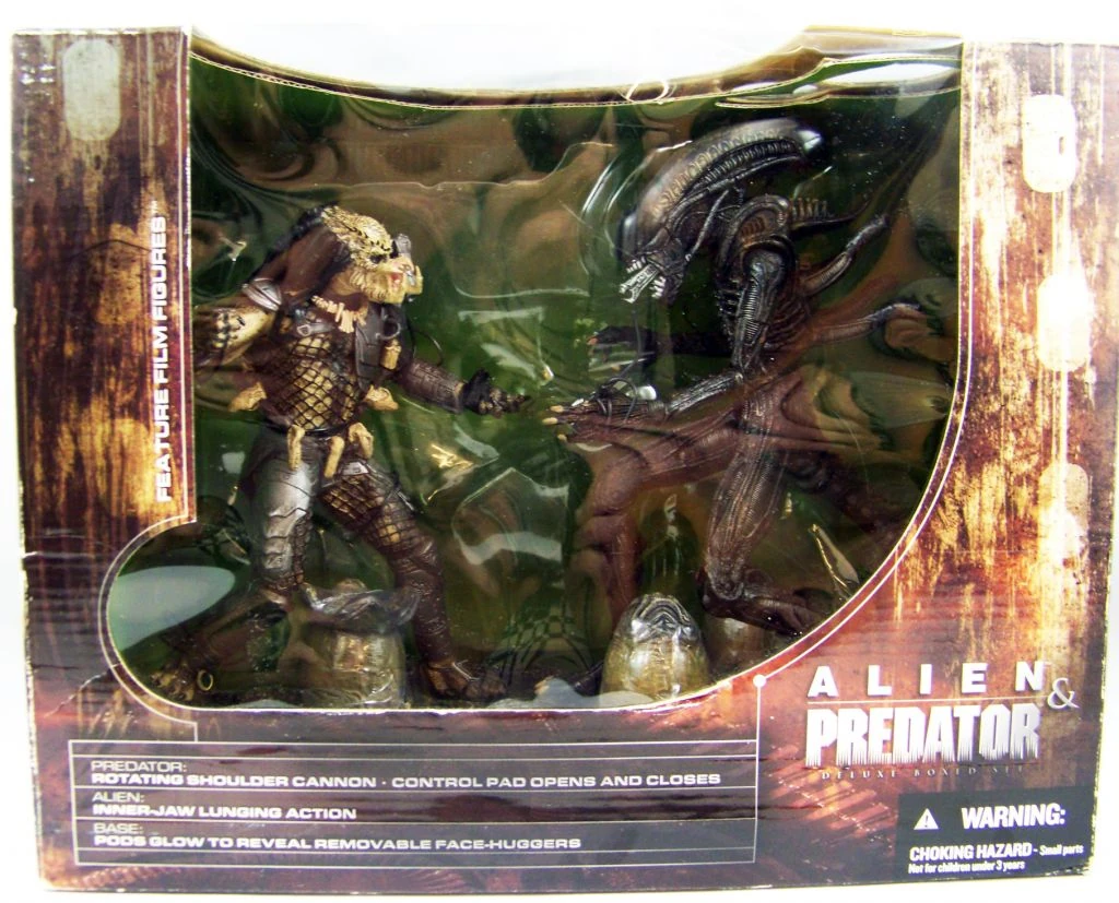 Alien and Predator: Deluxe Boxed Set | Wiki Depredador AVP | Fandom