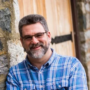 Christopher Golden | Wiki Depredador AVP | Fandom