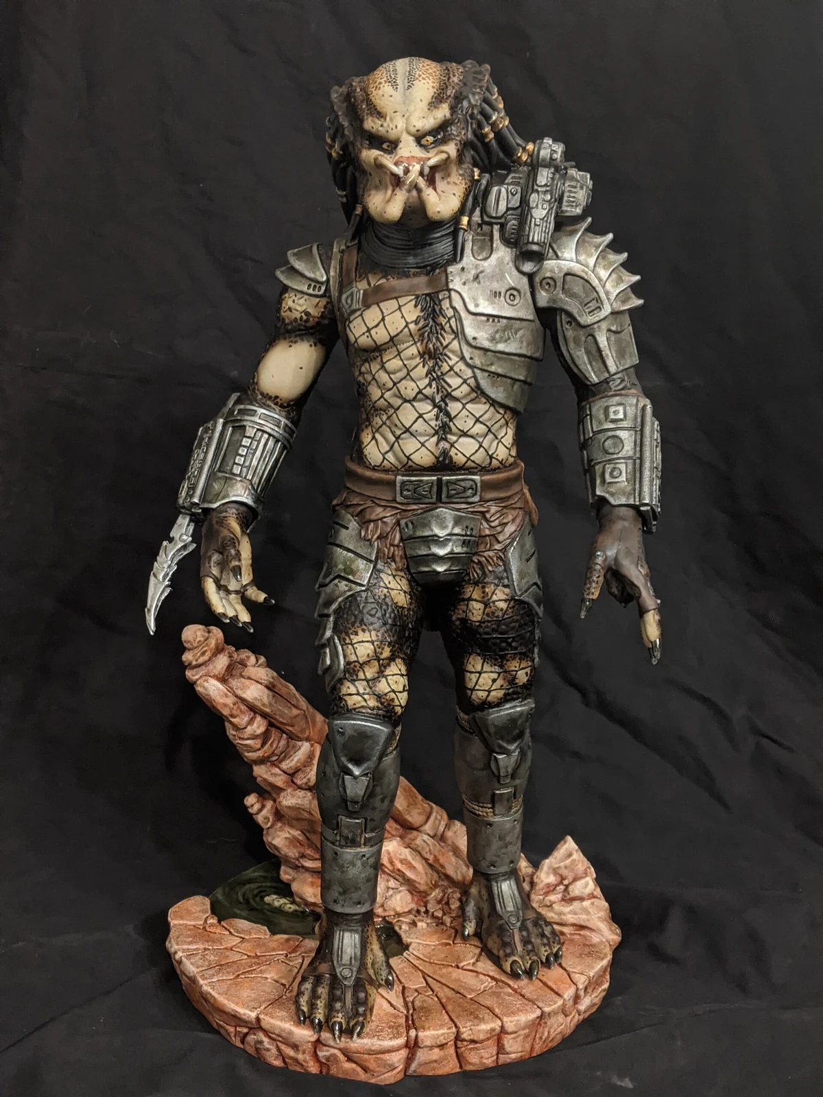 Predator 1/6 Scale Vinyl Model | Wiki Depredador AVP | Fandom
