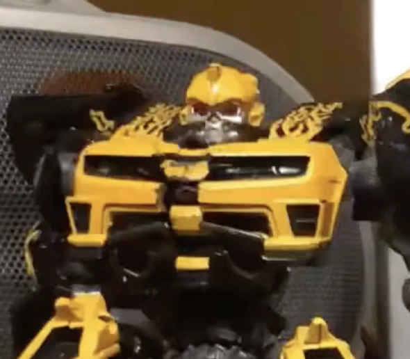 Bumblebee (Former Universe) | DERF PRODUCTIONS Wiki | Fandom