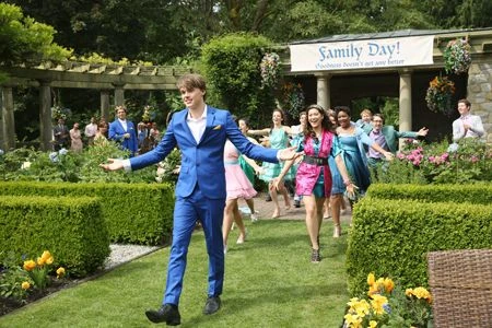 Family Day | Descendants Royal Families Wiki | Fandom