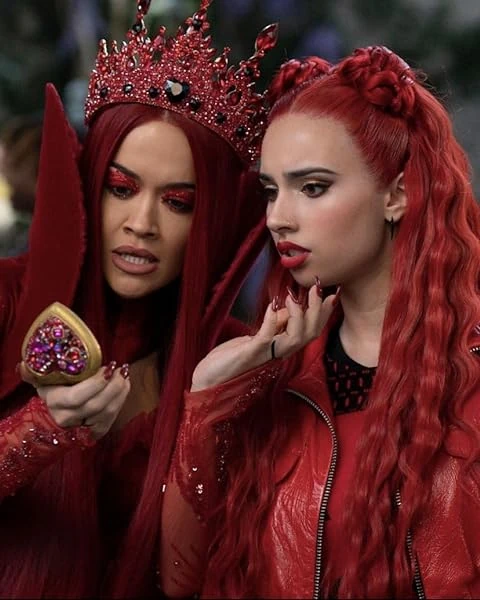 Famille de Red | Wiki Descendants | Fandom