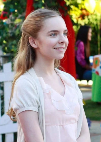 Penny Scavo | Wiksteria Lane | Fandom