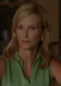 Stephanie | Wiksteria Lane | Fandom