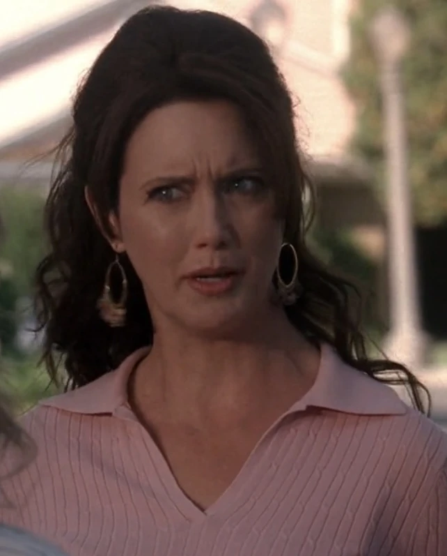 Muriel | Wiksteria Lane | Fandom