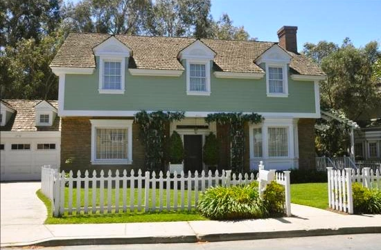 4352 Wisteria Lane | Wiksteria Lane | Fandom