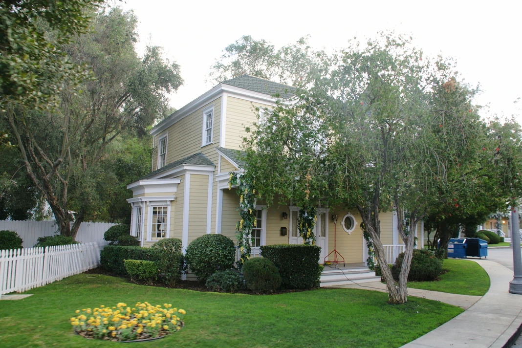 4350 Wisteria Lane | Wiksteria Lane | Fandom