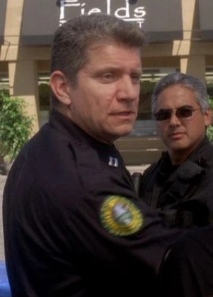 Police Captain (3.07) | Wiksteria Lane | Fandom