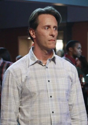 Lloyd | Desperate Housewives Wiki | Fandom