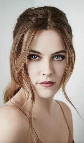 Doris Zuel (Reality-483) | Detective Comics Extended Universe Fanon ...