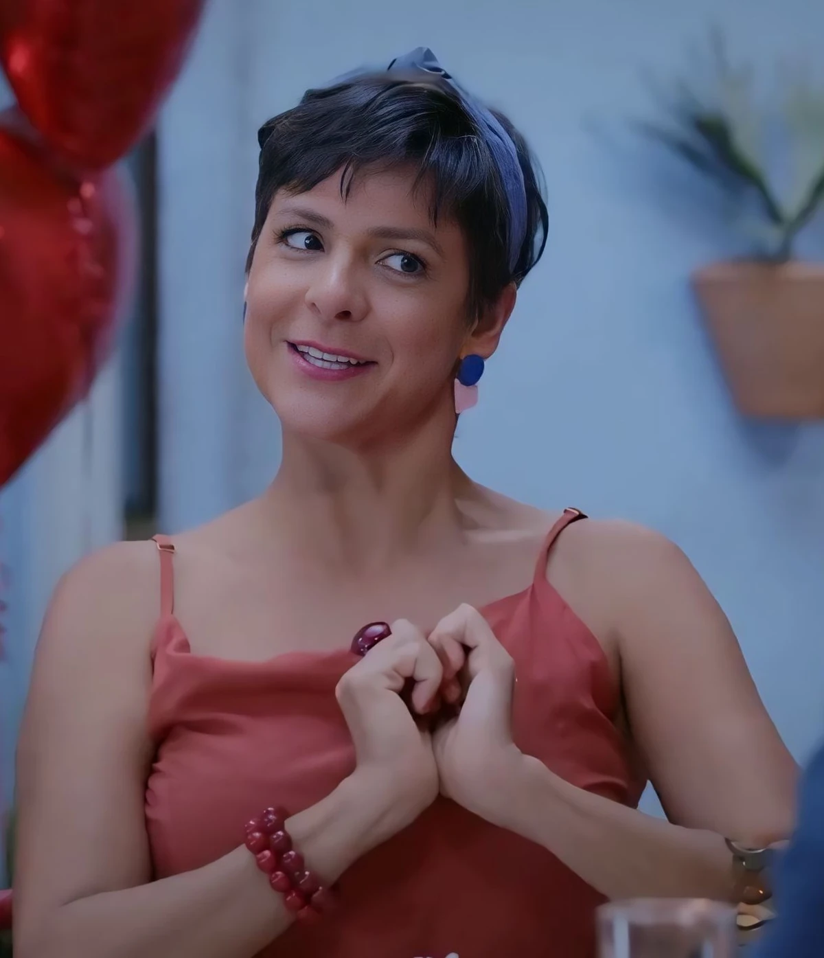 Sissineide Madeira | Detetives do Prédio Azul Wiki | Fandom