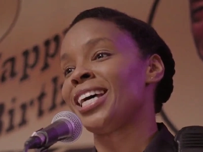 Molly | Detroiters Wiki | Fandom