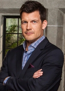 Nicholas Deering | Devious Maids Wiki | Fandom