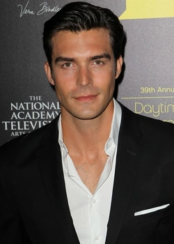 Peter Porte | Devious Maids Wiki | Fandom