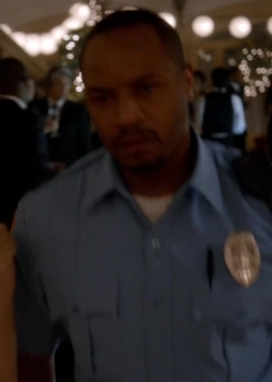 Security Guard (1.13) | Devious Maids Wiki | Fandom