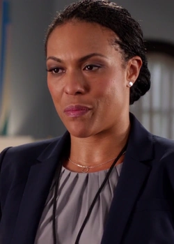 Detective Shaw | Devious Maids Wiki | Fandom