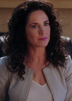 Abigail Sullivan | Devious Maids Wiki | Fandom