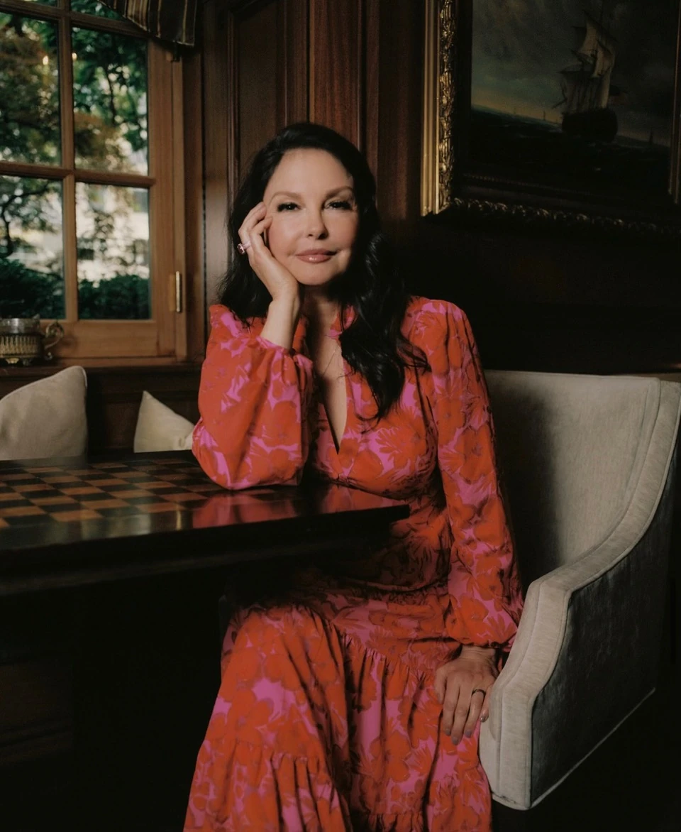 Anne Snow | Devney Perry Universe Wiki | Fandom