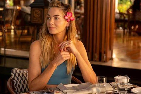 Laura Ellison | Devonsville Wiki | Fandom