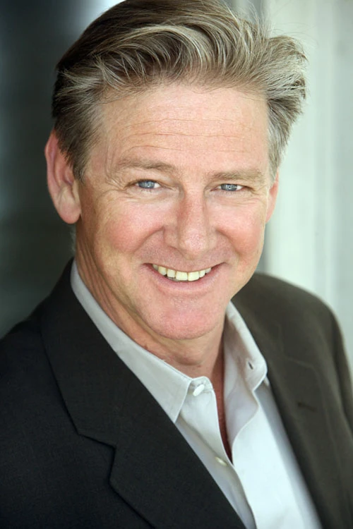 Thomas Downing Actor 60 Photos - Moonagedaydream.film