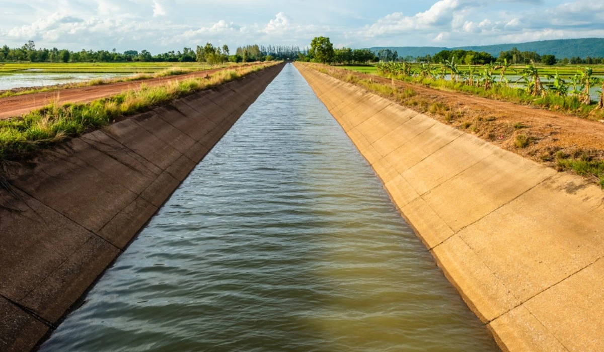 Why the goiky canal is not a canal at all | Fandom