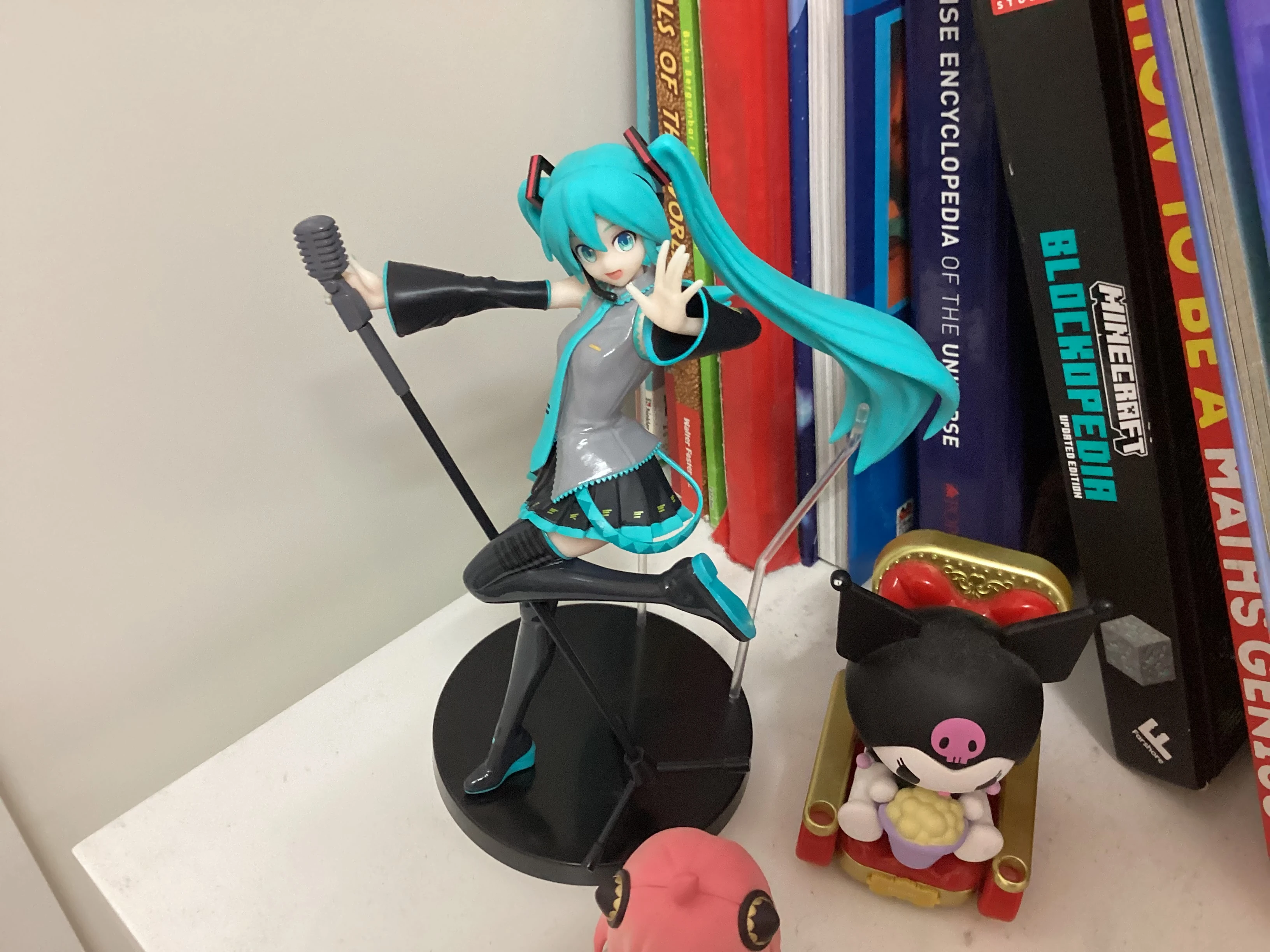 Not OSC related but I GOT A MIKU FIGURE FOR MY BDAY YIPPEE | Fandom
