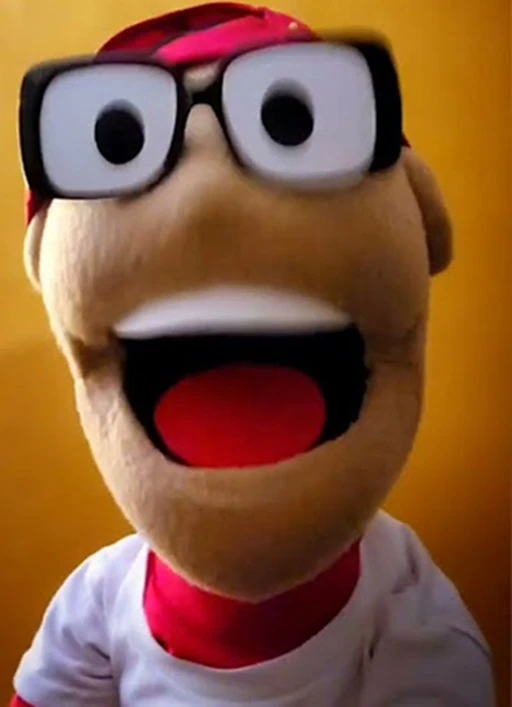 Puppet Beatbox Battles Episode 3: Crash From Crash & Bernstein VS Red ...