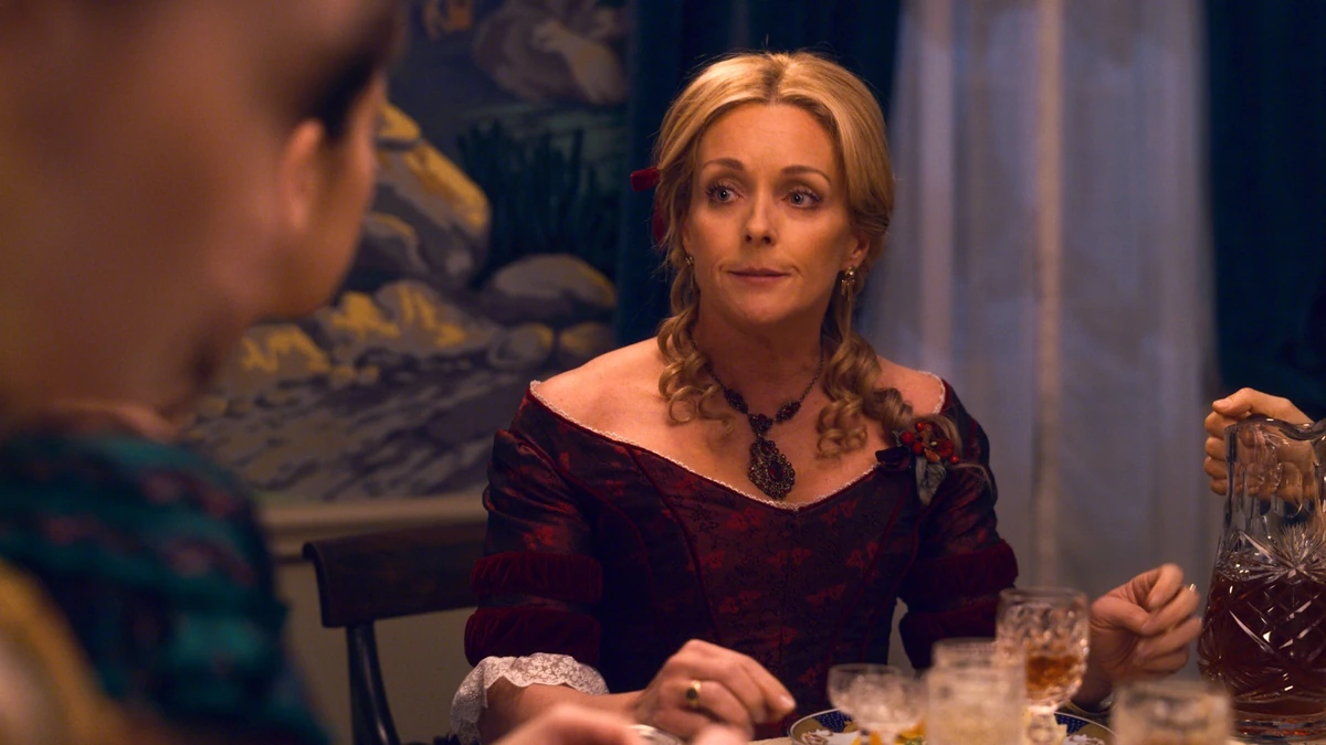 There’s a certain Slant of light | Dickinson Wiki | Fandom